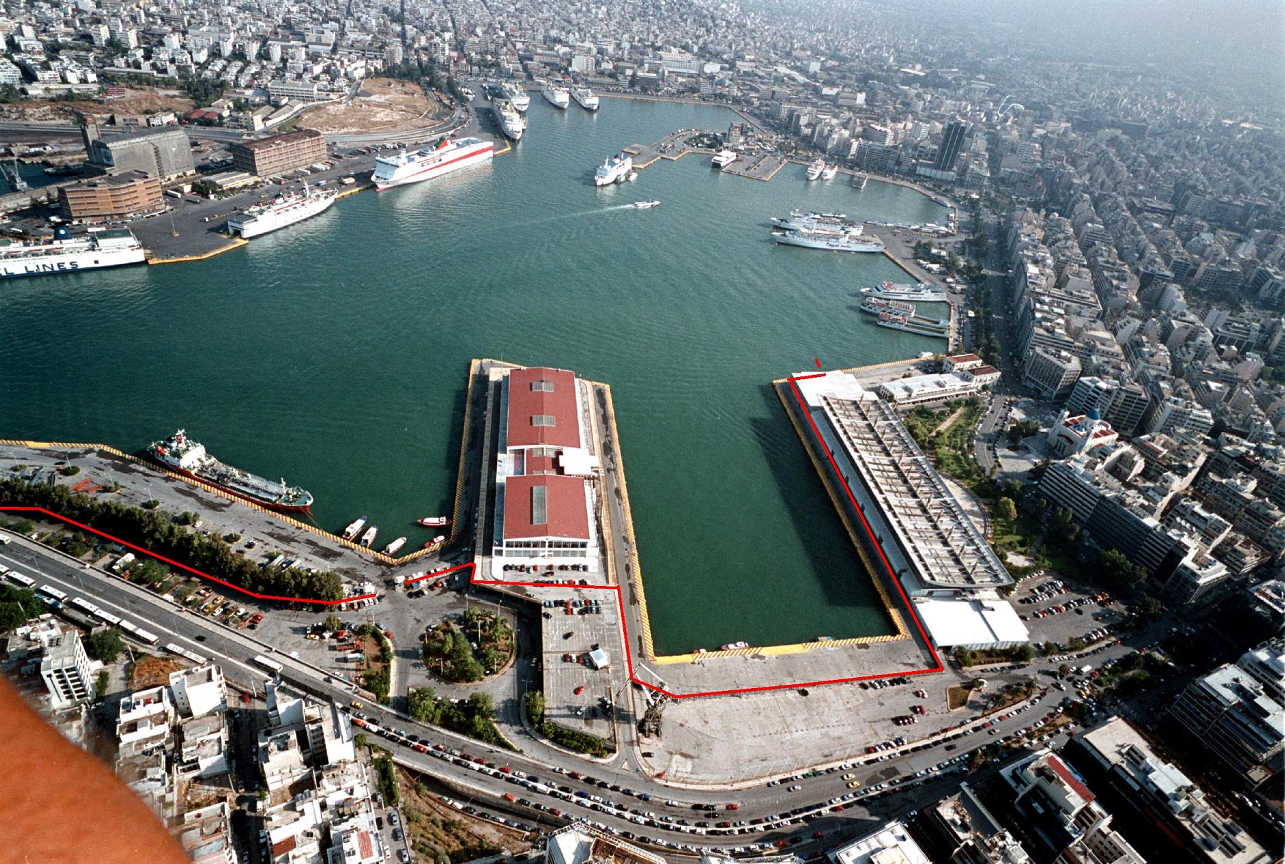 Piraeus port becomes Med’s third biggest in container traffic
